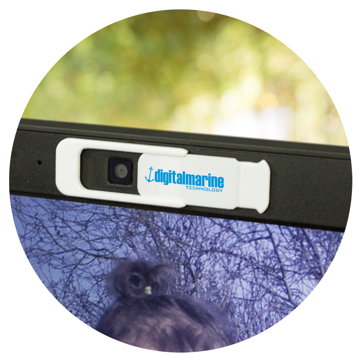 TRENDS | Eye-Spy Webcam Cover