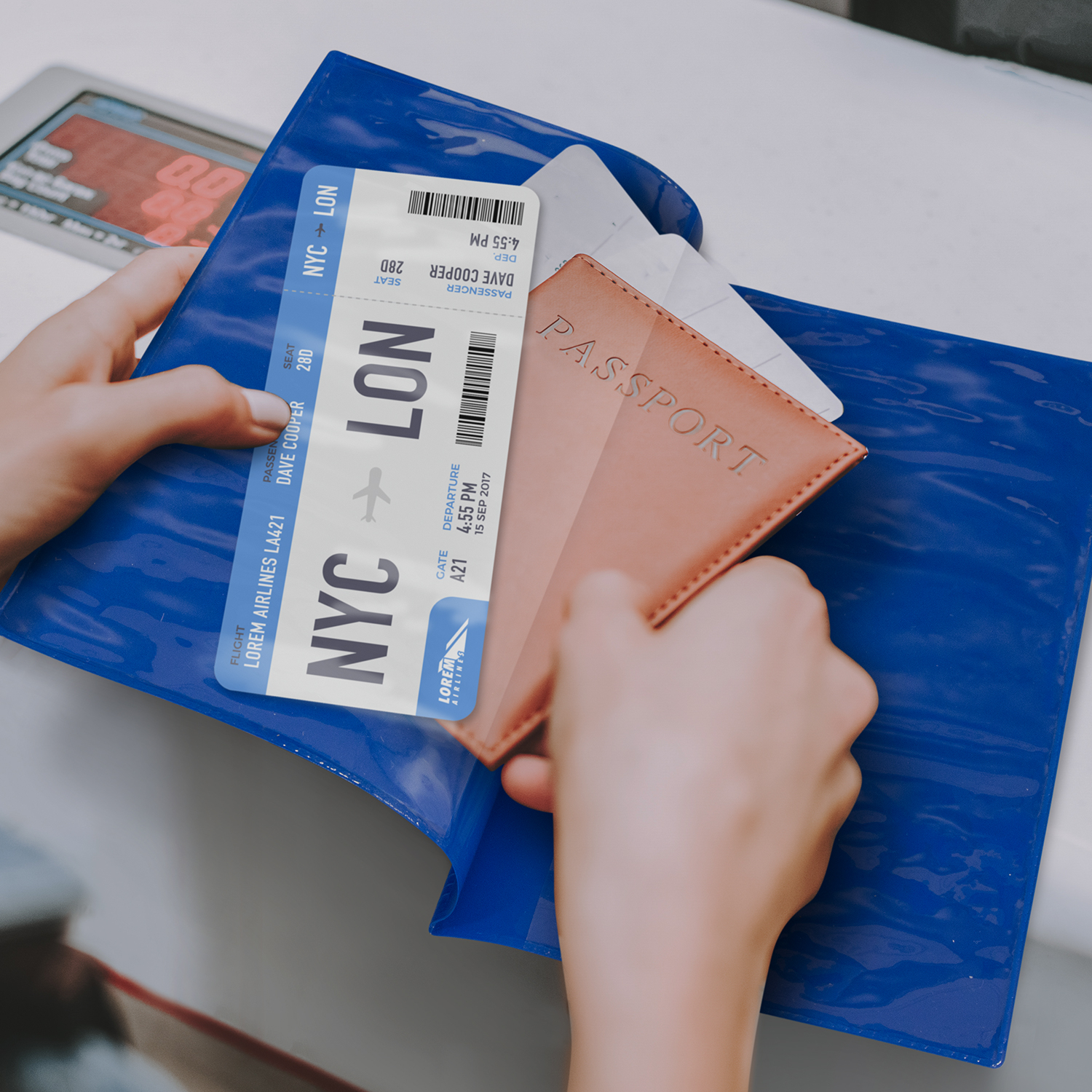 TRENDS | Vinyl Travel Wallet