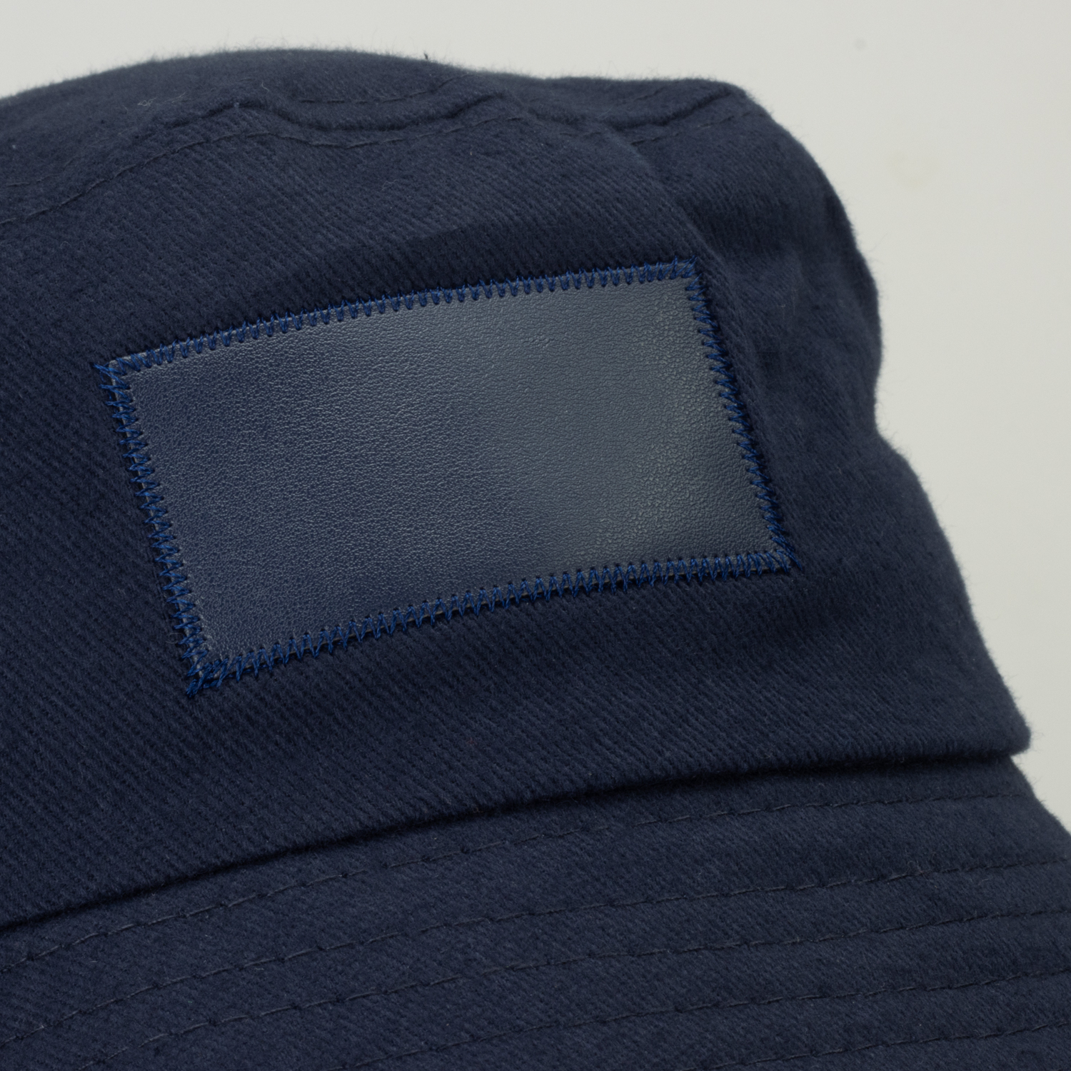 TRENDS | Bucket Hat with Patch