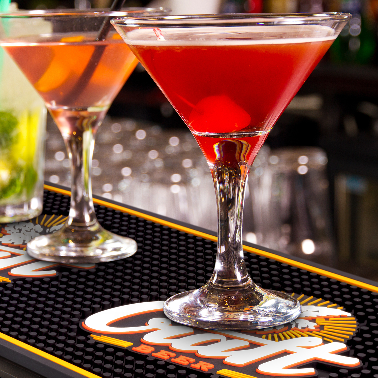TRENDS | PVC Bar Runner - Large