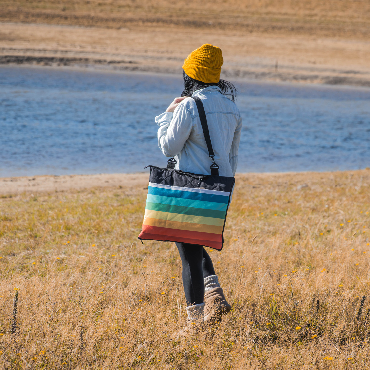 TRENDS | Frontier Outland Picnic Blanket